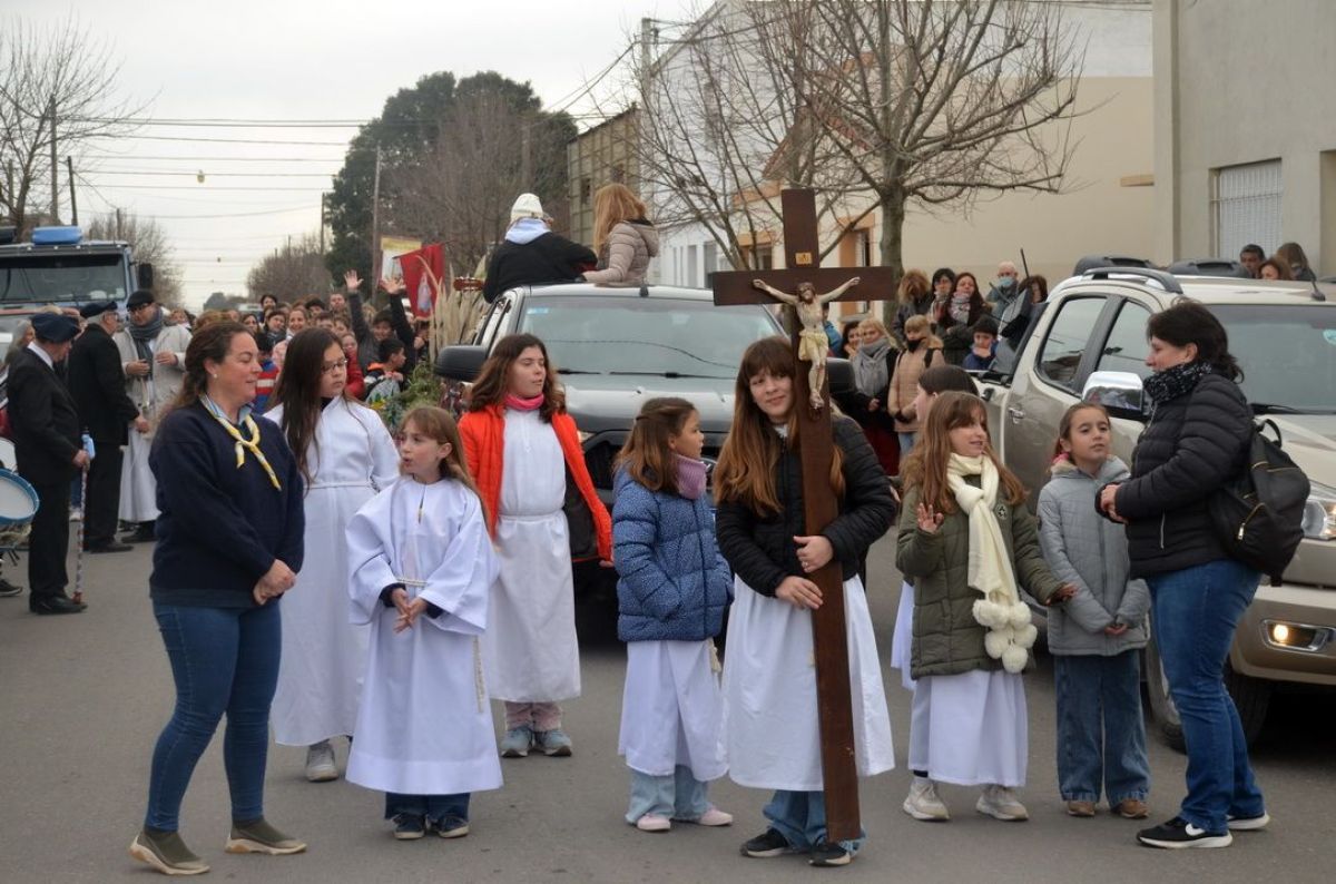 Con procesión, misa y Tallarinada Pringles honró a Santa Rosa de Lima ...