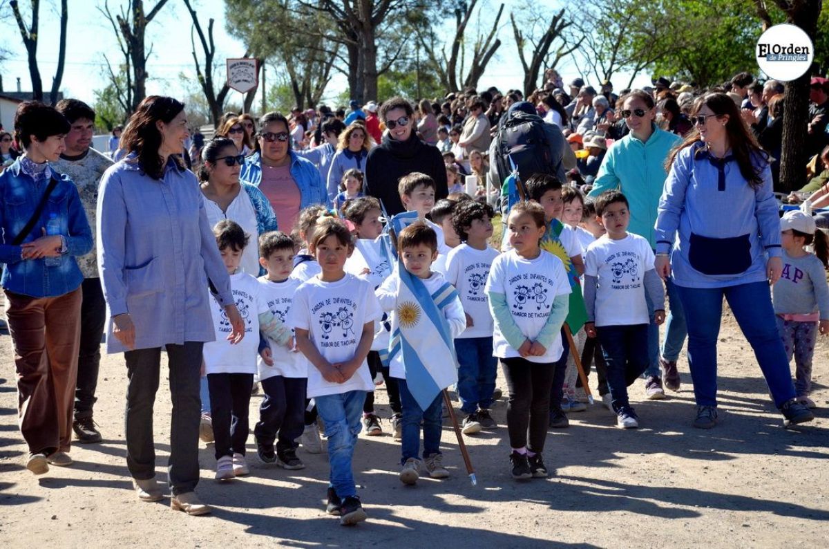 En festiva y colorida jornada Coronel Pringles celebró su 141 ...