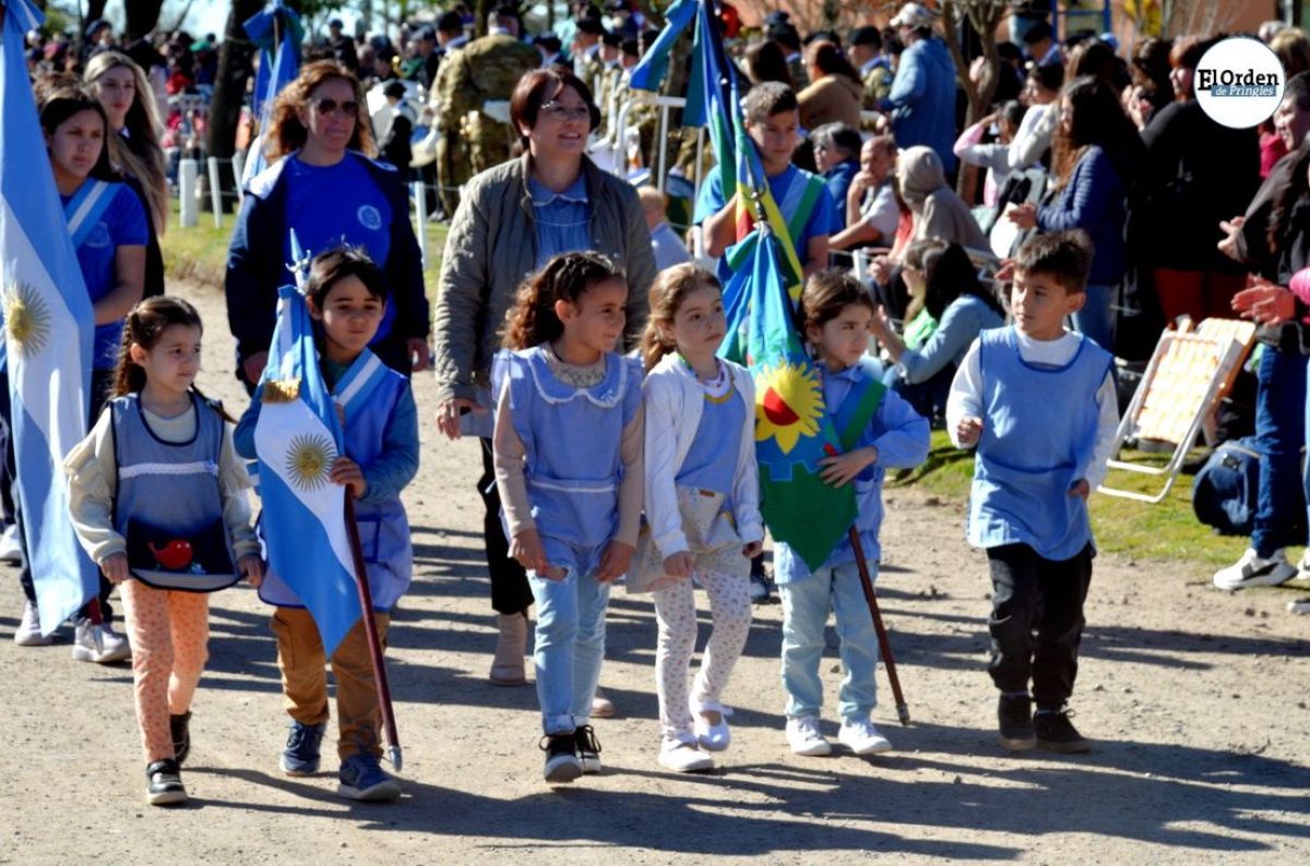En festiva y colorida jornada Coronel Pringles celebró su 141 ...