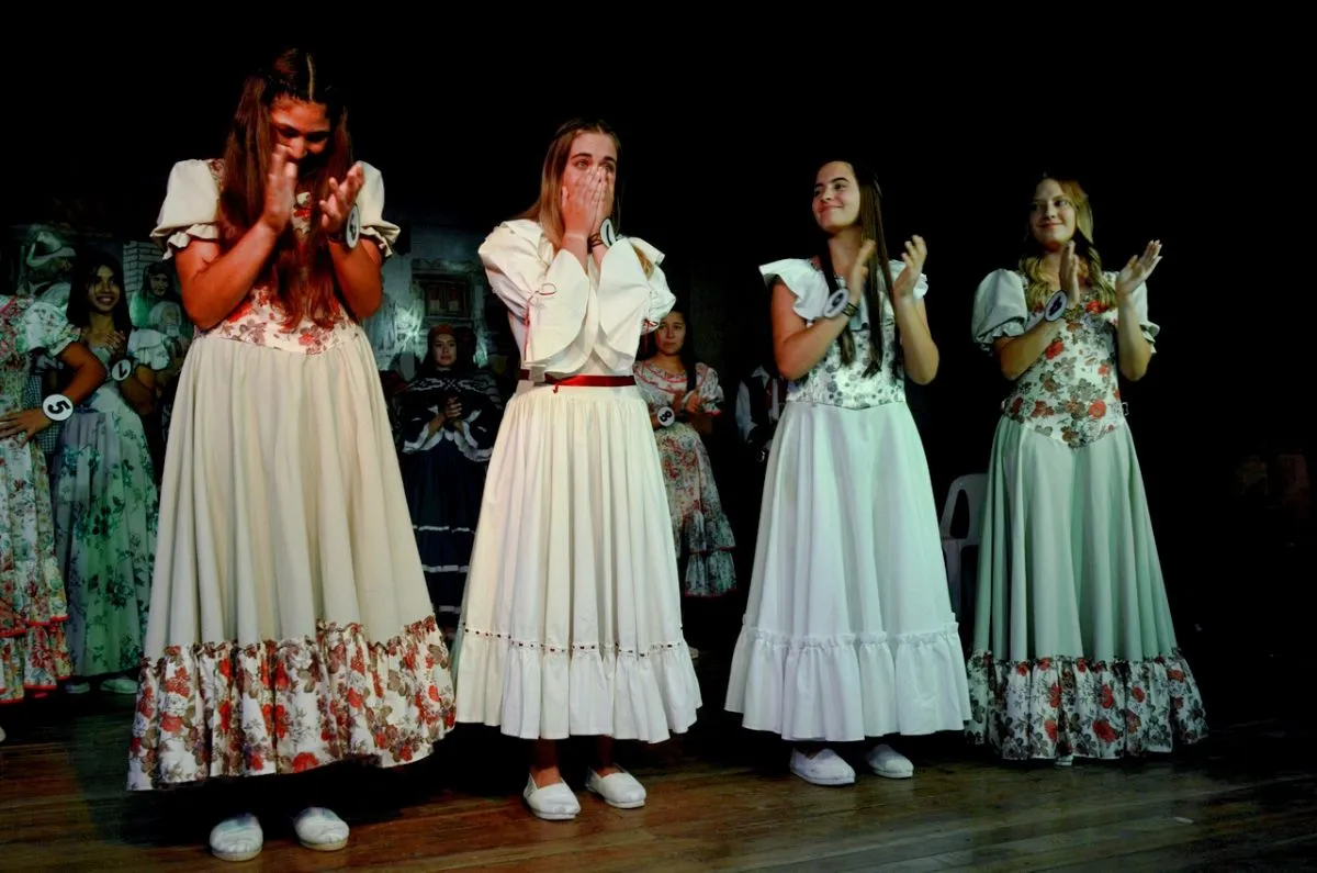 Alison Saur es la ‘Flor Fortinera 2024 del Fortín Tradición y Libertad ...