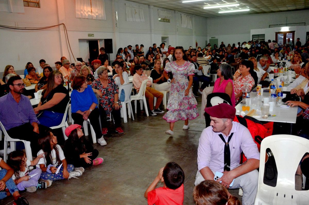 Alison Saur es la ‘Flor Fortinera 2024 del Fortín Tradición y Libertad ...