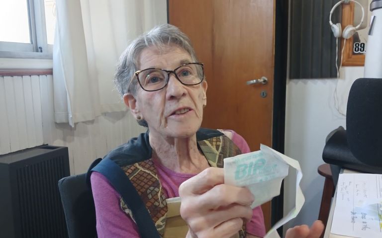 Una vecina reclama que le devuelvan el dinero que le faltó de su ...