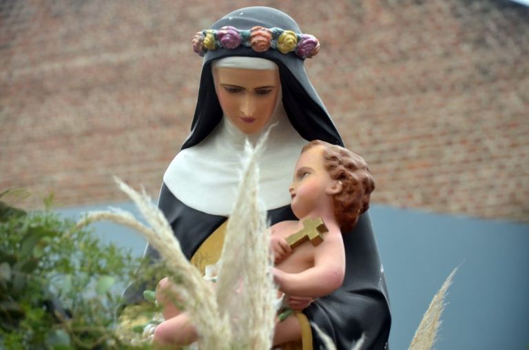 Pringles conmemora con procesión, misa y almuerzo a Santa Rosa de Lima ...